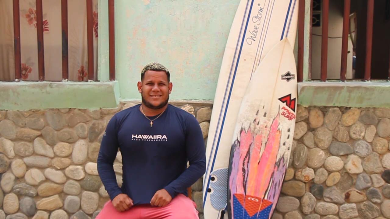 Anare: La vida detrás del surf - Historias Que Laten